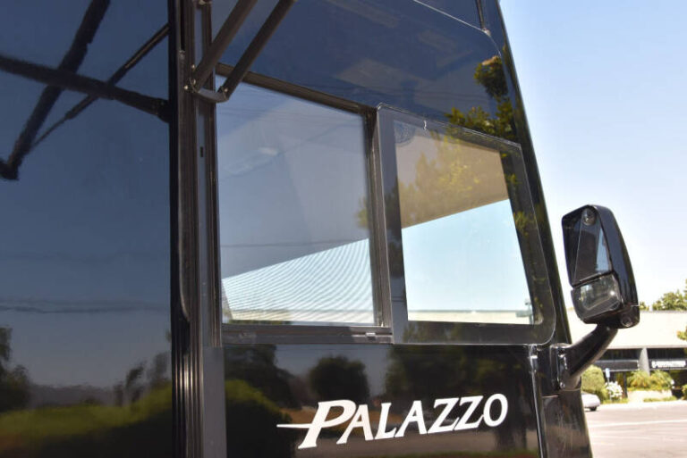 2014 Thor Industries PALAZZO 36.1 Stock ID: 81004 - American Auto ...